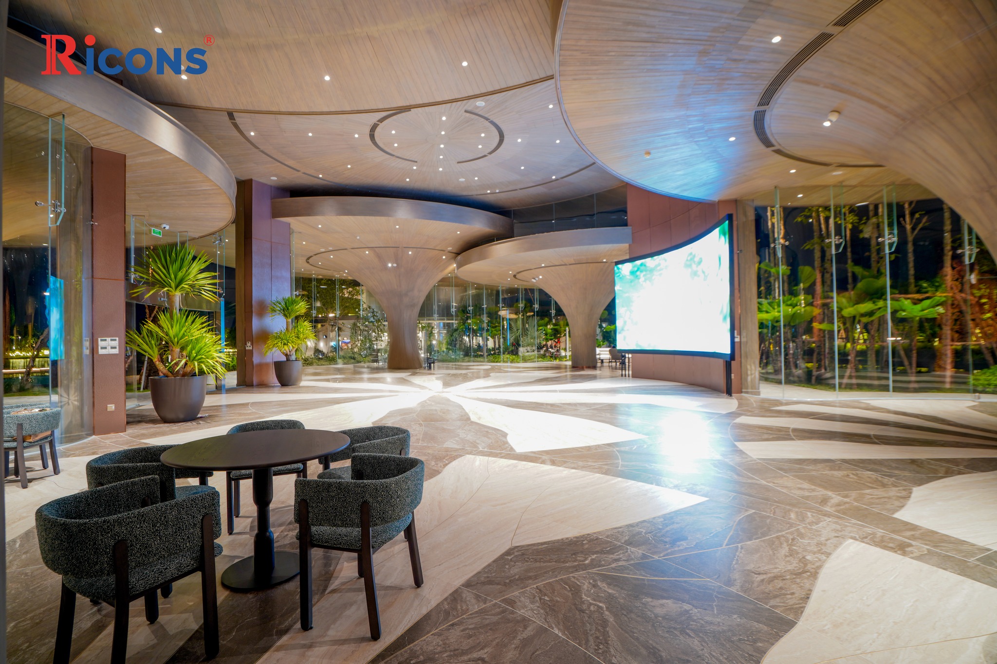 Tiến độ Forest Clubhouse Eco Retreat: Biểu tượng mới tại Long An chính ...